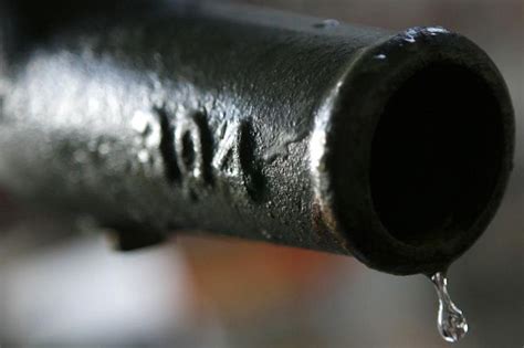 Scientists Create Self Propelled Liquid Using Molecular Motor