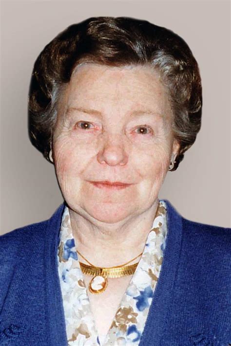 Julia Van Der Donck 24 10 2012 In Gedachten