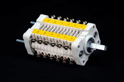 Auxiliary Switch Auxilliary Switchscrew Type In One Track Type