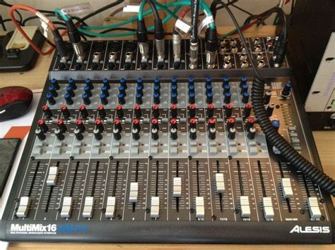 Alesis Multimix 16 Usb 20