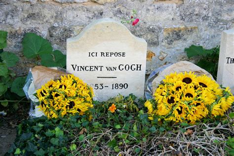 Grave Of Vincent Van Gogh Sur Les Pas De Vincent Van Gogh