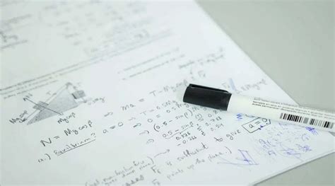 Physics Cbse 12th Question Paper Analysis 2025 Available Section Wise Difficulty Level Getmyuni