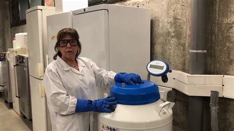 U2 E11 Automated Microdispensing System For Microarray Technology Nanbiosis