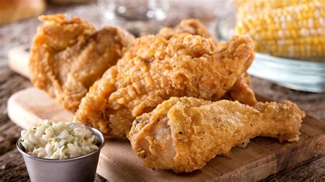 The Hearty Fried Chicken Dinner That Helped Build Knotts Berry Farm