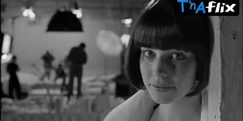 Jessica Pare Underwear Scene In Stardom Tnaflix Com