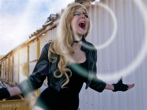 Ginny Di Interview Cosplay Pin Up At Hogwarts Impulse Gamer