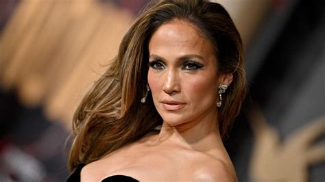 5 Times Jennifer Lopez Nailed Trends While Staying True To Her Sexy Style