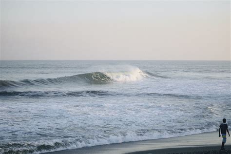 Surfing Mexico S U R U N C L O U D