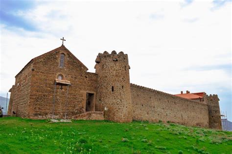 ლამისყანის ჯამბაკურ ორბელიანების სასახლე Georgian Travel Guide