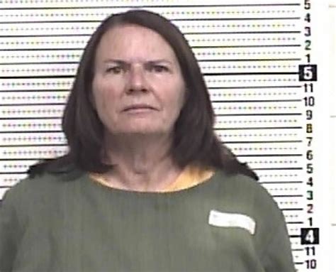 Änkan Miriams Nye Make Dog På Samma Sätt Som Den Första Allas