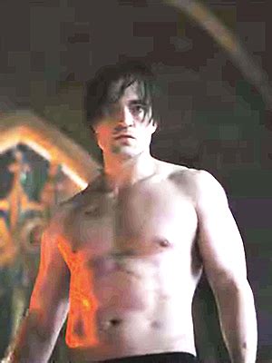 Robert Pattinson Six Pack