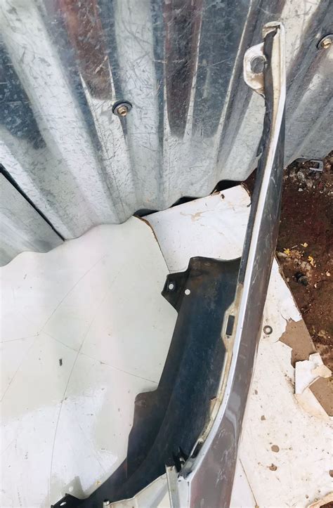 toyota corolla runx front bumper junk mail