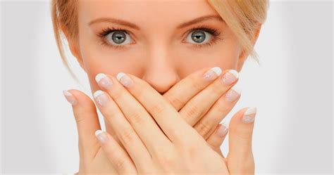 პირის ღრუს უსიამოვნო სუნი 7 შინაურული საშუალება მყისიერი შედეგისთვის რჩევები ვივიენისგან