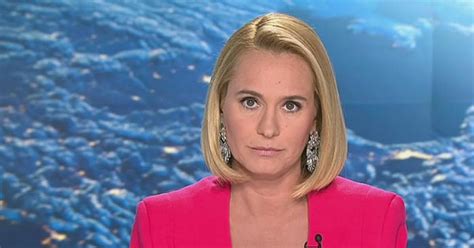 Andreea Esca Cu Un Decolteu Amețitor Pe Covorul Roșu La Tiff Știrista De La Pro Tv A Făcut Furori