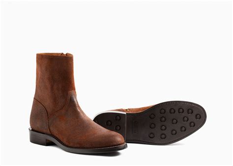 Elias Side Zip Dark Oak Roughout