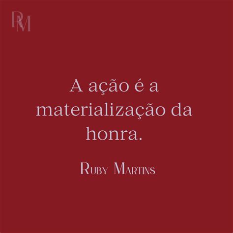 Honra Ruby Martins Medium