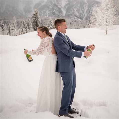 Kāzu Salons “77 Kleitas” Home