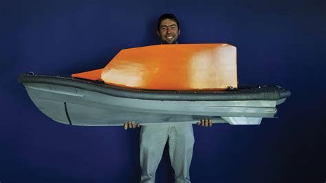 Design Rnlis Shannon Class Lifeboat