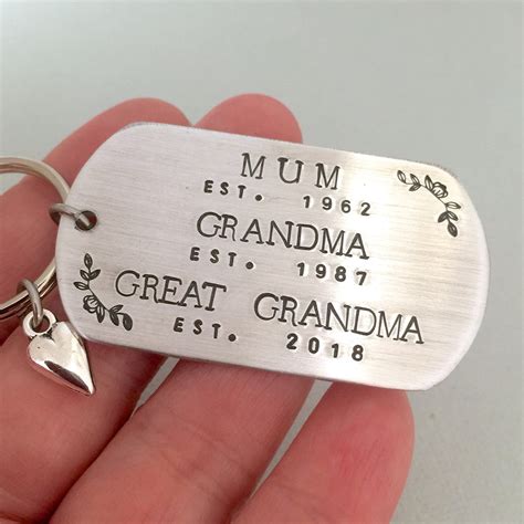 Personalised Great Grandma Keychain Mother T Mothers Day T
