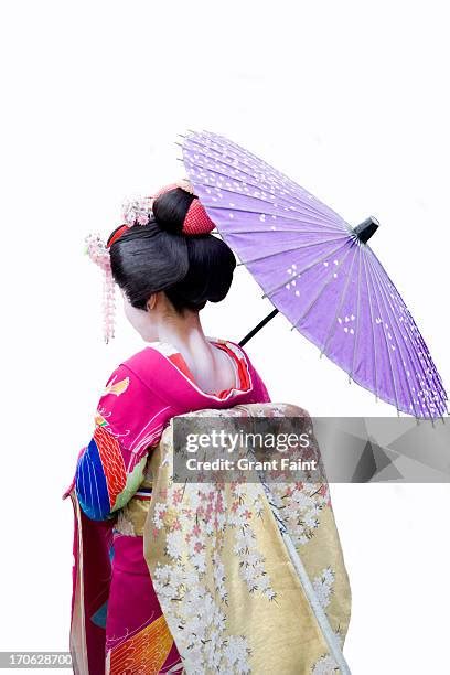 Geisha Hairstyle Photos Et Images De Collection Getty Images