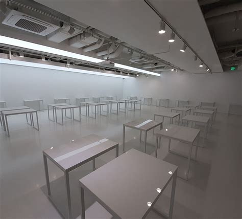 테이블 화이트 테이블 149번