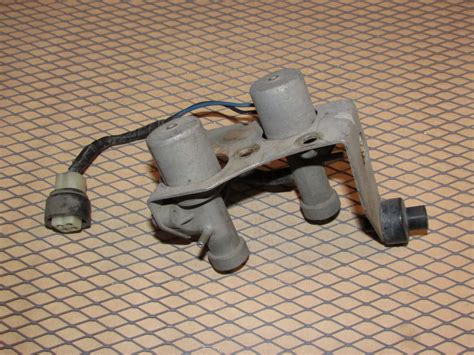 75 76 Datsun 280z Oem Air Conditioner Ac Vacuum Solenoid Valve