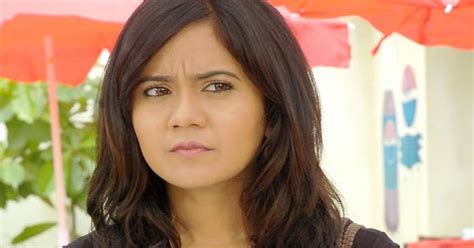 सपने सुहाने लड़कपन के की गुंजन की 8 लेटेस्ट तस्वीरें कहलाती हैं टीवी की प्रीति जिंटा