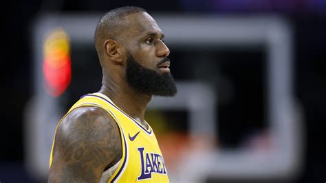 Lebron James Net Worth A Breakdown Of His Earnings And Current Salary
