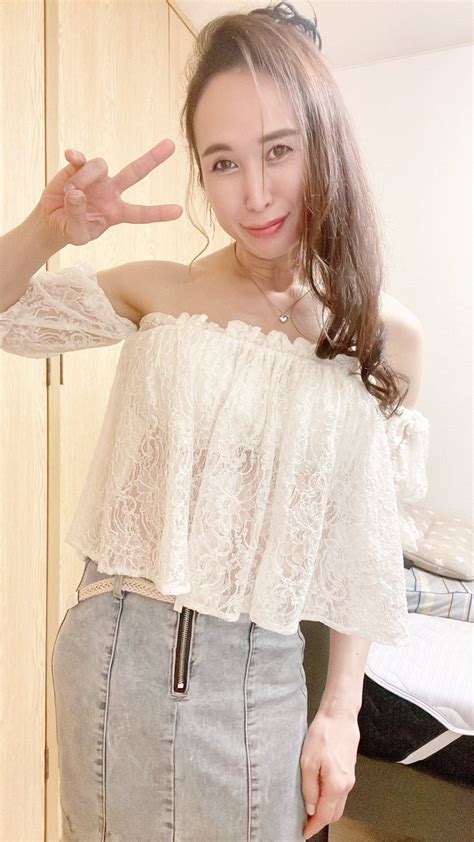 タラコがトモ on Twitter ということでまた 熟女枠 で細々やってきます 夏先取りw