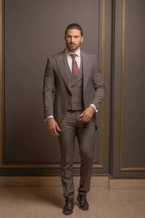 Tejidos Para Trajes De Novio 2026 Elegancia Y Confort
