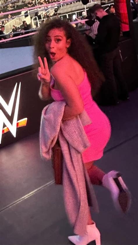 Samantha Irvin Samantha Johnson The Gorgeous Baddie Singer And Flautist Serenading Nxt