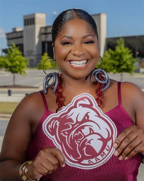 Everybody Swyd And Help Me Wish My Favorite Beautiful Talented Auntie A Special Happy Birthday