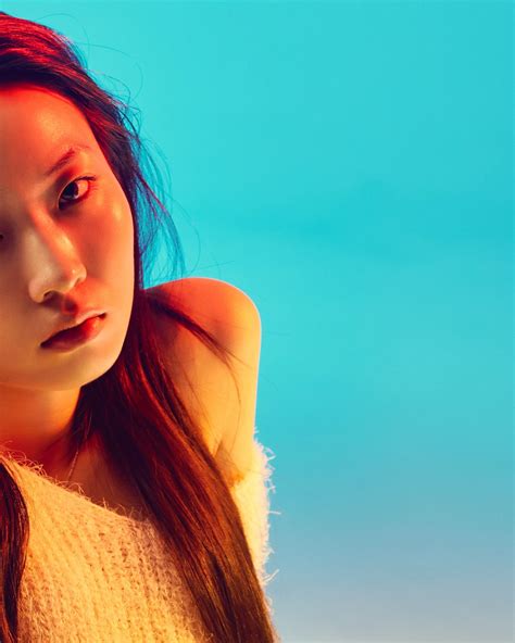 준포토그래피 요즘 남자 고객분들이 조금씩 늘고 있습니다 그래요 남자분들도 이젠 지하철역에서 커튼 치고 들어가서 좁은 부스