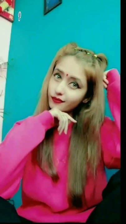 Cute Selfie Poses ideas|Paru Dhatwalia #shorts #howtopose #poses #ytshortsindia #ytviralshorts # ...