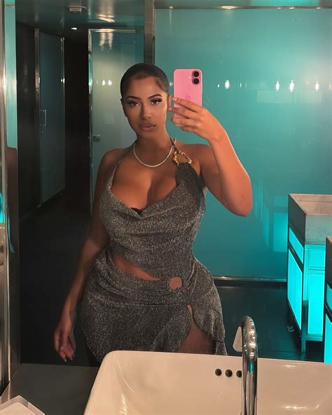 Yasmine Lopez Theyasminelopez • Instagram Photos And Videos