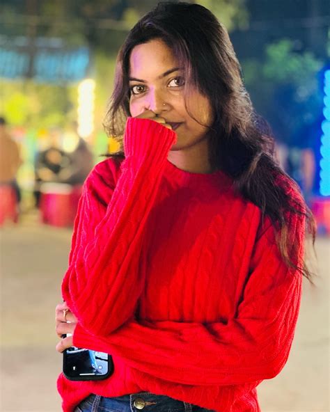 Moumi Mandal (@mandal_moumi) • Instagram photos and videos
