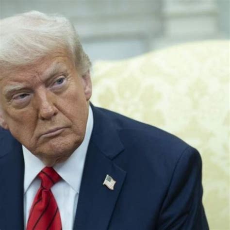 Wsj АНУ ын нэр хүндтэй их сургуулиуд Трампын эсрэг нэгдэж байна