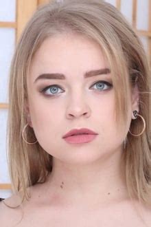 Alexa Flexy Profile Images The Movie Database Tmdb