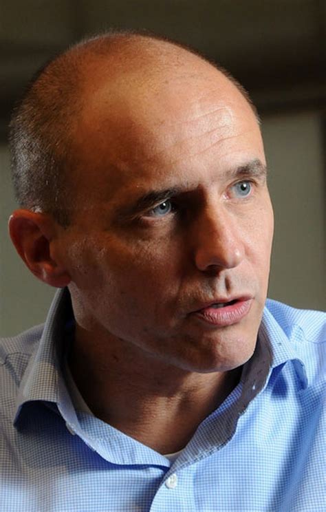 Stone ganha R 322 milhões com alta em base de clientes Finanças Valor Econômico