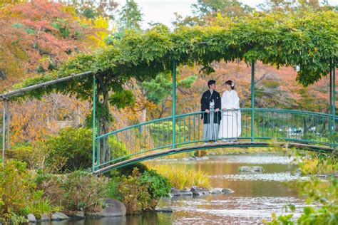 『緑水苑＋達沢不動滝』撮影日：2019年10月27日緑水苑＋達沢不動滝｜ウエディングドレス クロエの撮影レポート【photorait】