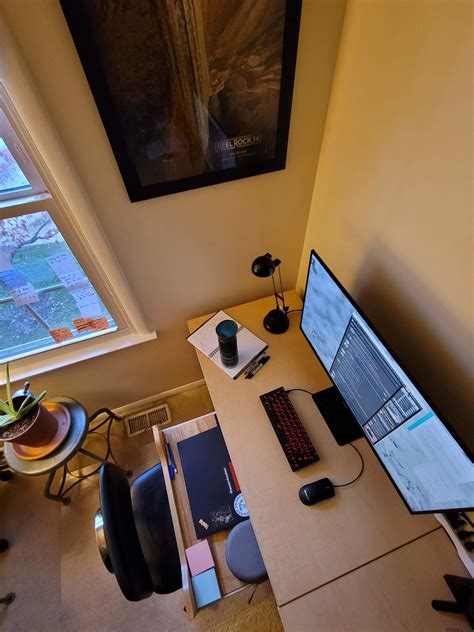 A Desk Setup I Finally Don T Want To Touch Again Feat T R Thinkpad