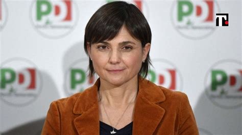 Chi è Debora Serracchiani Deputata Pd Carriera Politica Figli Compagno True News