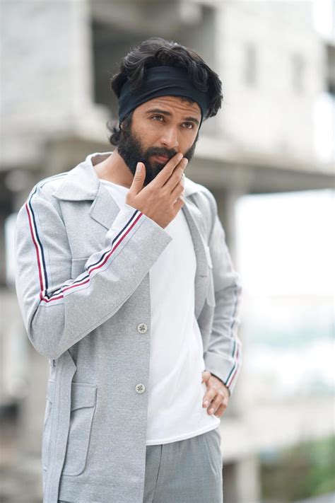 Vijay Devarakonda Hd Wallpapers Wallpaper Cave