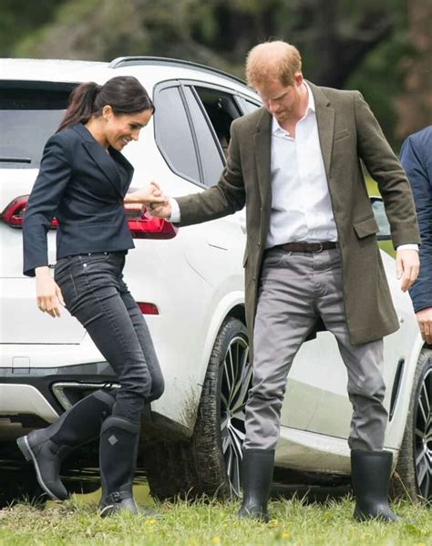 Kate Middleton And Meghan Markles Best Snow Boot Moments Dress Like