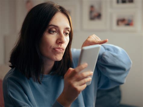 SWIPE OFF Dating Apps Users Want To Permanently Delete Toronto Sun