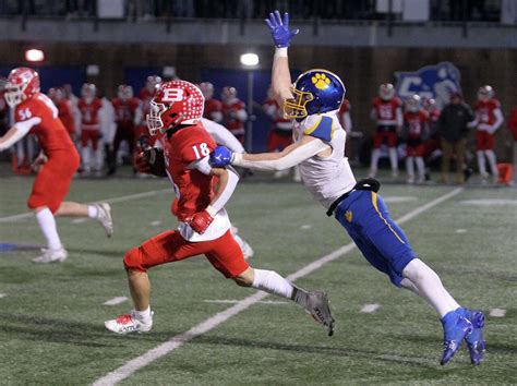 Berlin Football Holds Off Brookfield For Ciac Class M Championship In