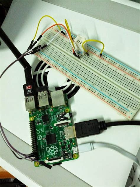 มาเลน Raspberry Pi กบ DHT22 กน Thai Open Source