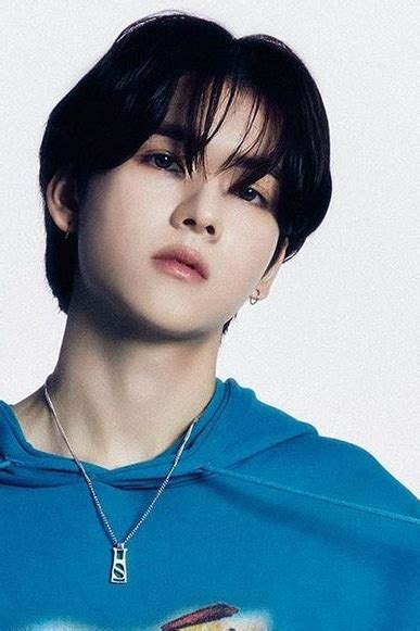 Yongsin Wongpanitnont Wiki Biography Age Gallery Spouse And More