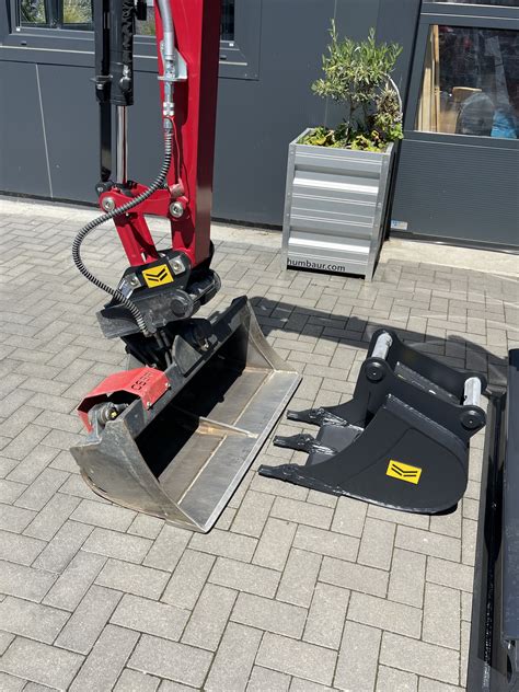 Yanmar Minibagger Vio23 Anhänger Lagrave
