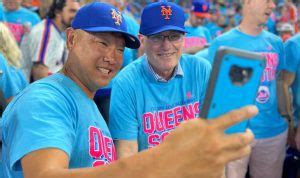 Ny Mets Uncle Steve Joins The 7 Line Army In Miami Empire Report New York 2026® New Yorks 24